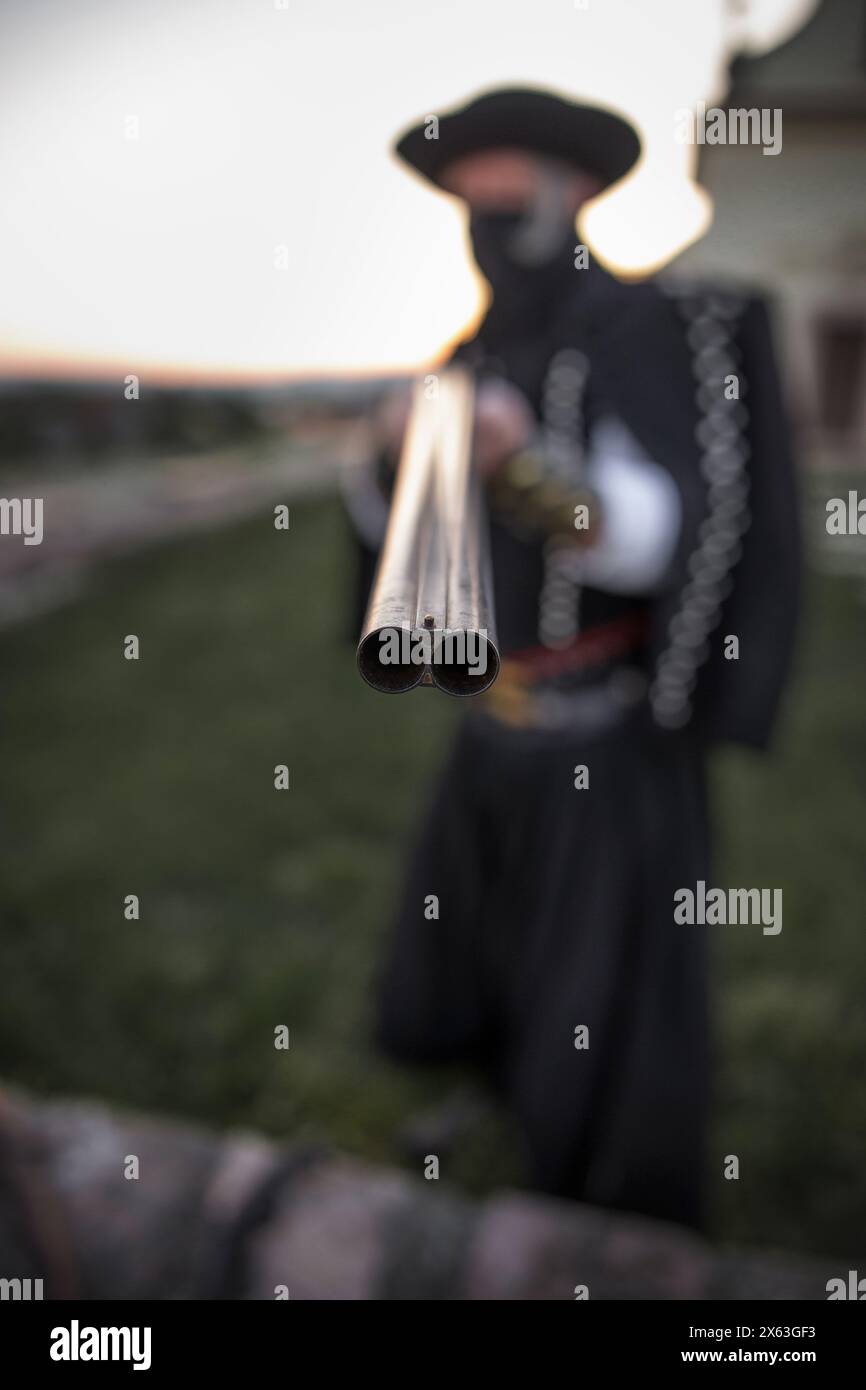 Gun pointing at camera hi-res stock photography and images - Alamy