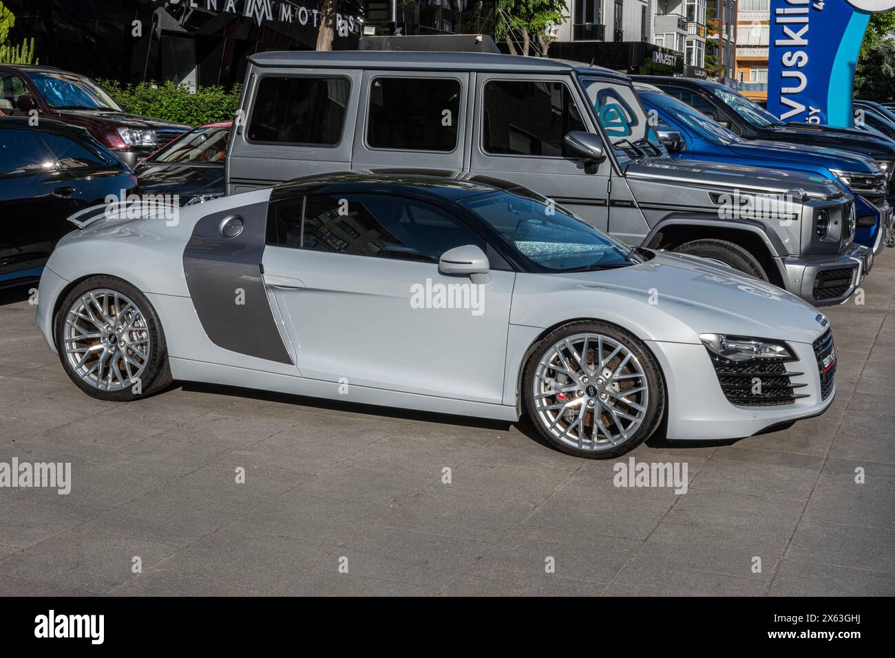 ISTANBUL, TURKEY - MAY 13, 2024: Audi R8 on the showroom Stock Photo ...