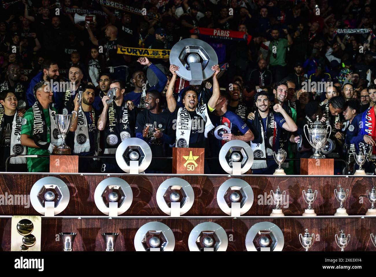 Paris Saint-Germain's players celebrate during the 2023-2024 Ligue 1 ...