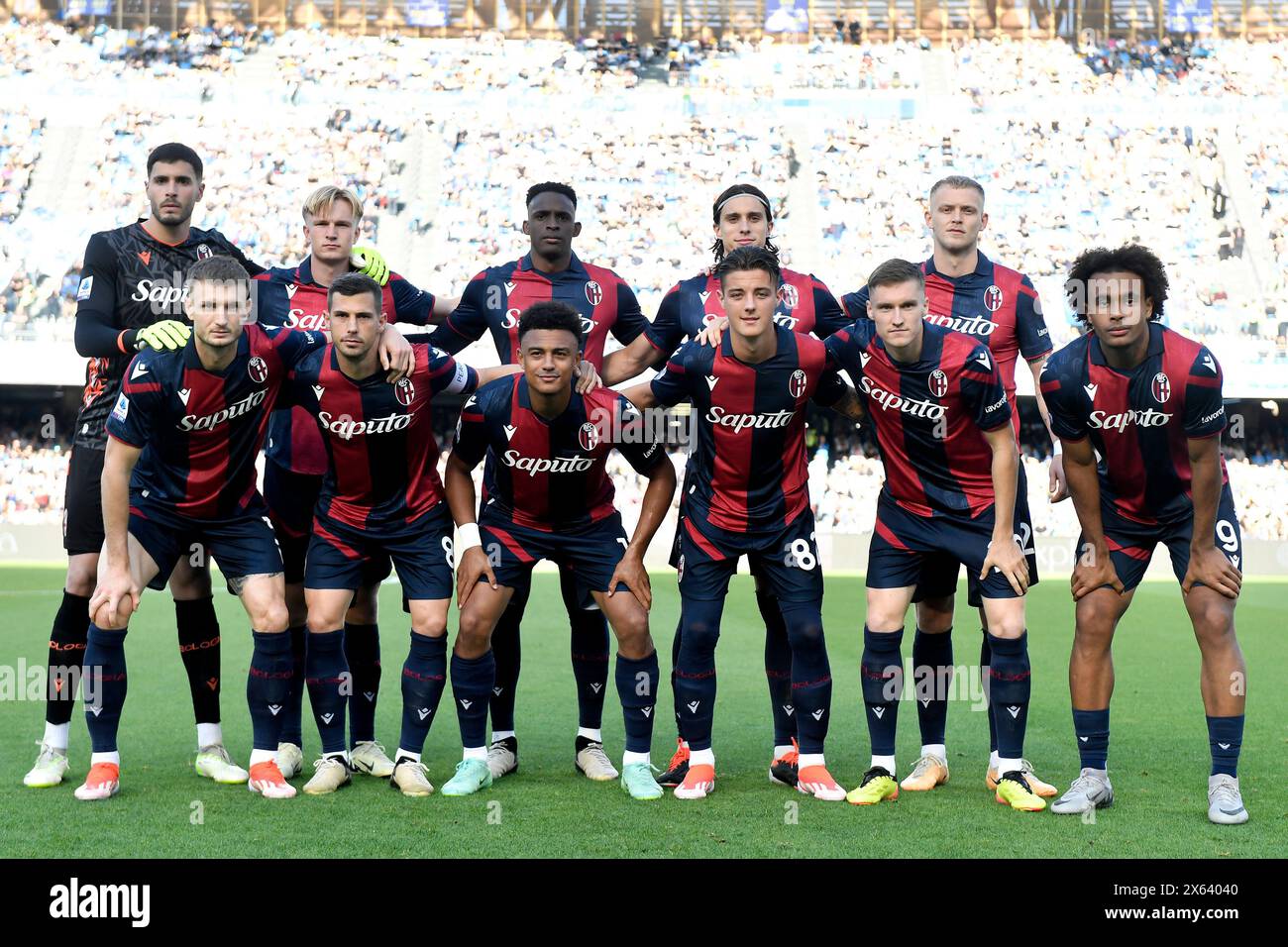 Bologna players pose for a team photo during the Serie A football match ...