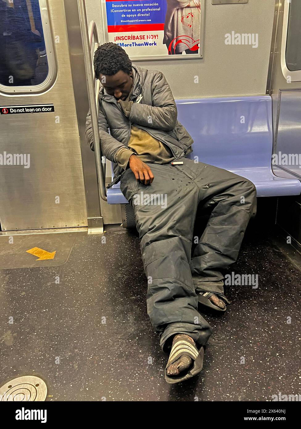Dirty subway hi-res stock photography and images - Alamy