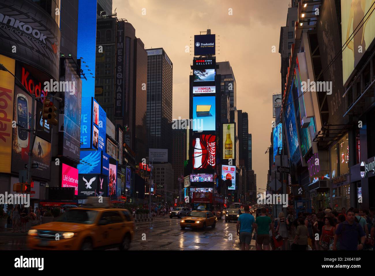 Typical times square scene hi-res stock photography and images - Alamy