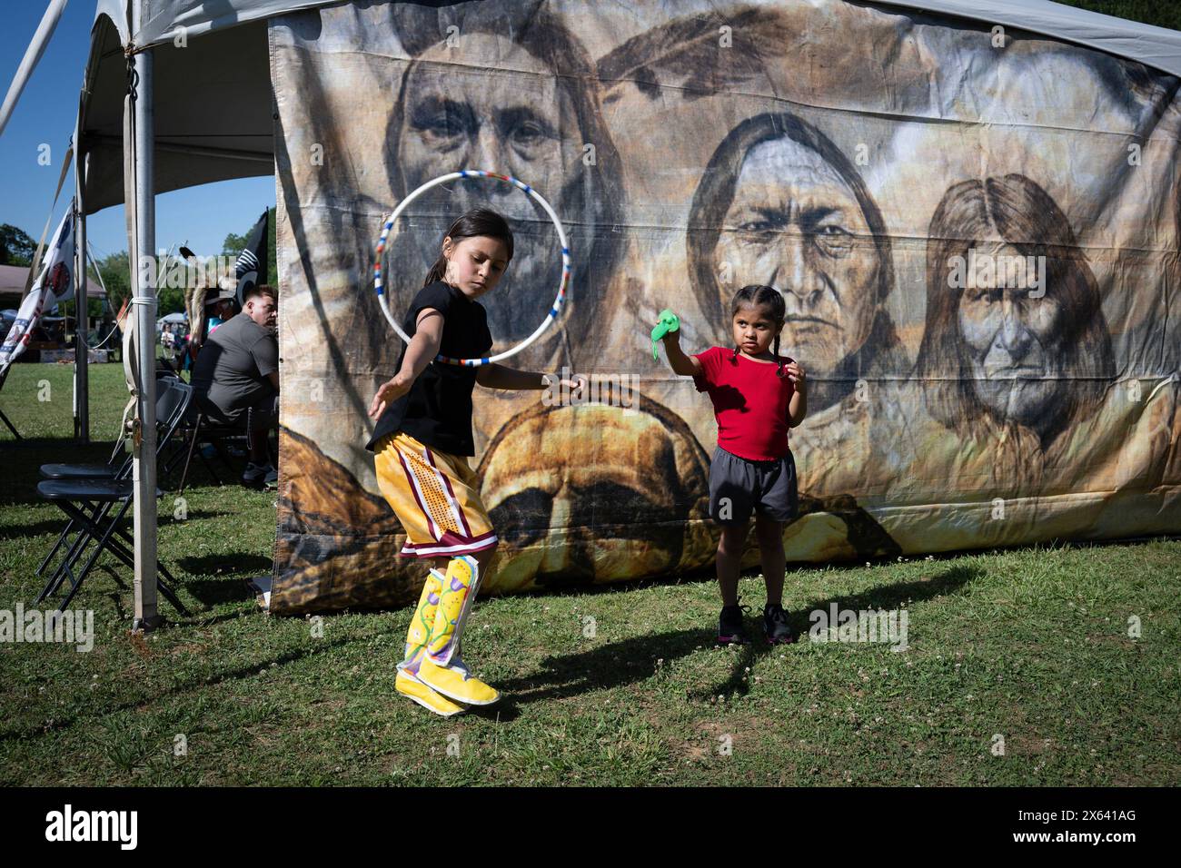 Canton, Georgia, USA. 11th May, 2024. Winter Wildcatt and Niyah Tisho ...