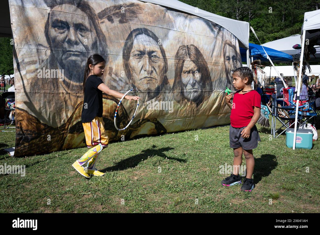 Canton, Georgia, USA. 11th May, 2024. Winter Wildcatt and Niyah Tisho ...