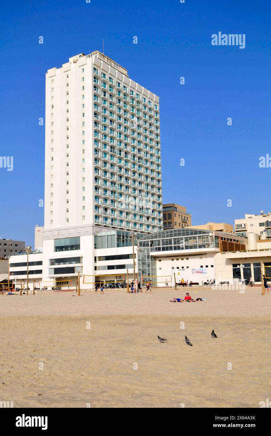 Gordon beach in Tel-Aviv, Israel Stock Photo - Alamy