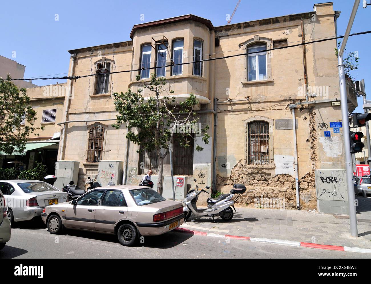 A beautiful old building on Yehuda Halevi street in Tel-Aviv, Israel ...