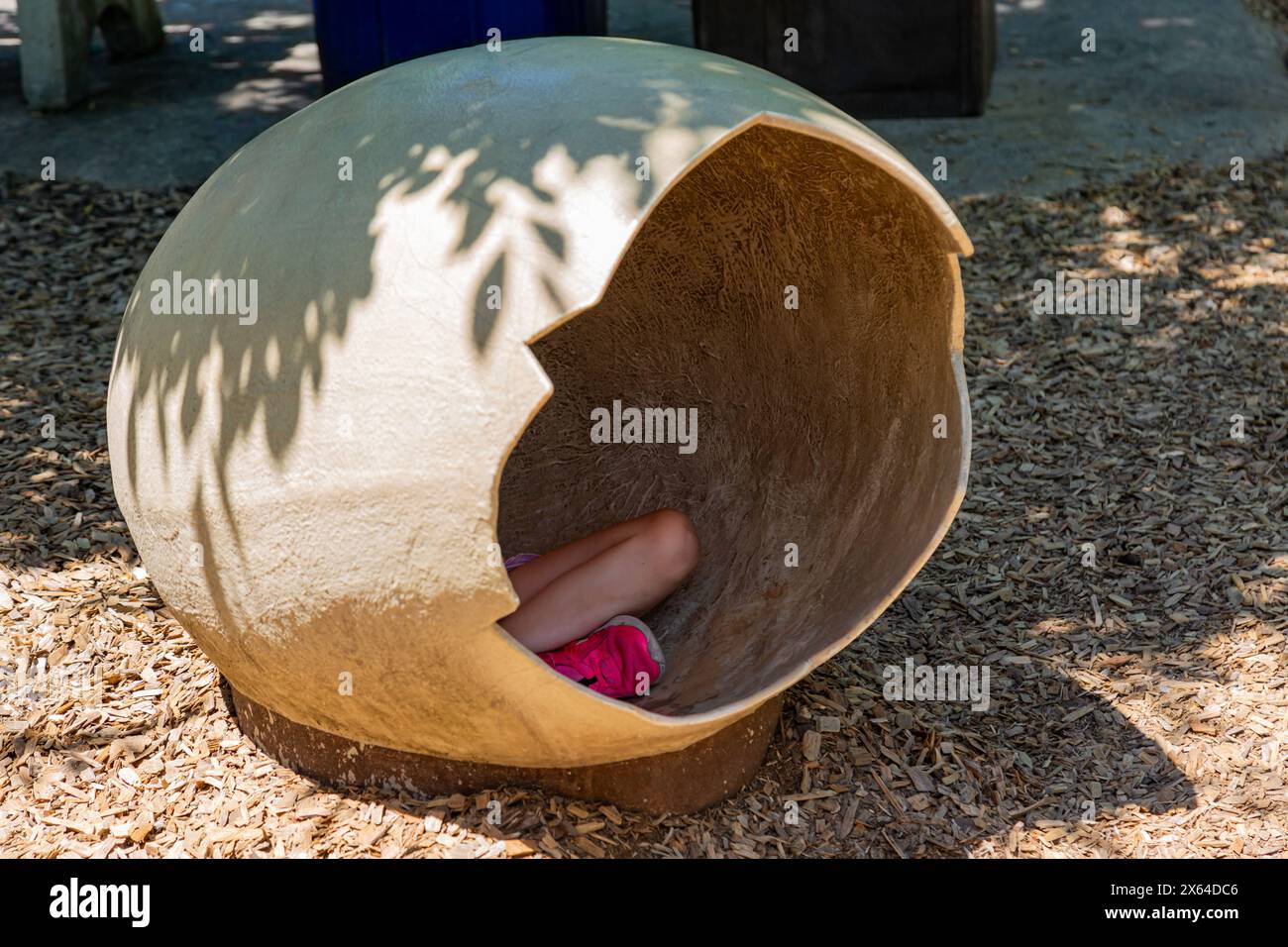 Kids can climb inside the ostrich egg exhibit at the Fort Wayne ...
