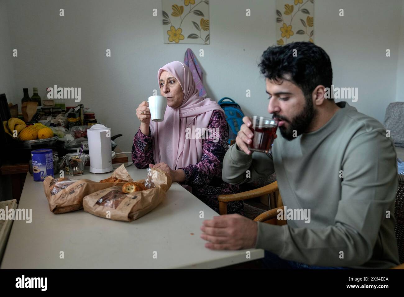 Palestinian asylum seekers Jihad Ammuri 20-year-old and his mother ...