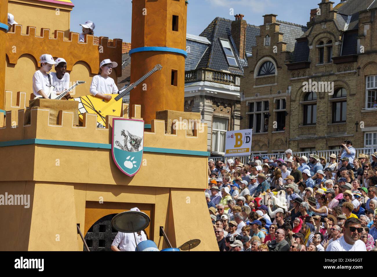 Ieper, Belgium. 12th May, 2024. This picture shows the Kattenstoet cat ...