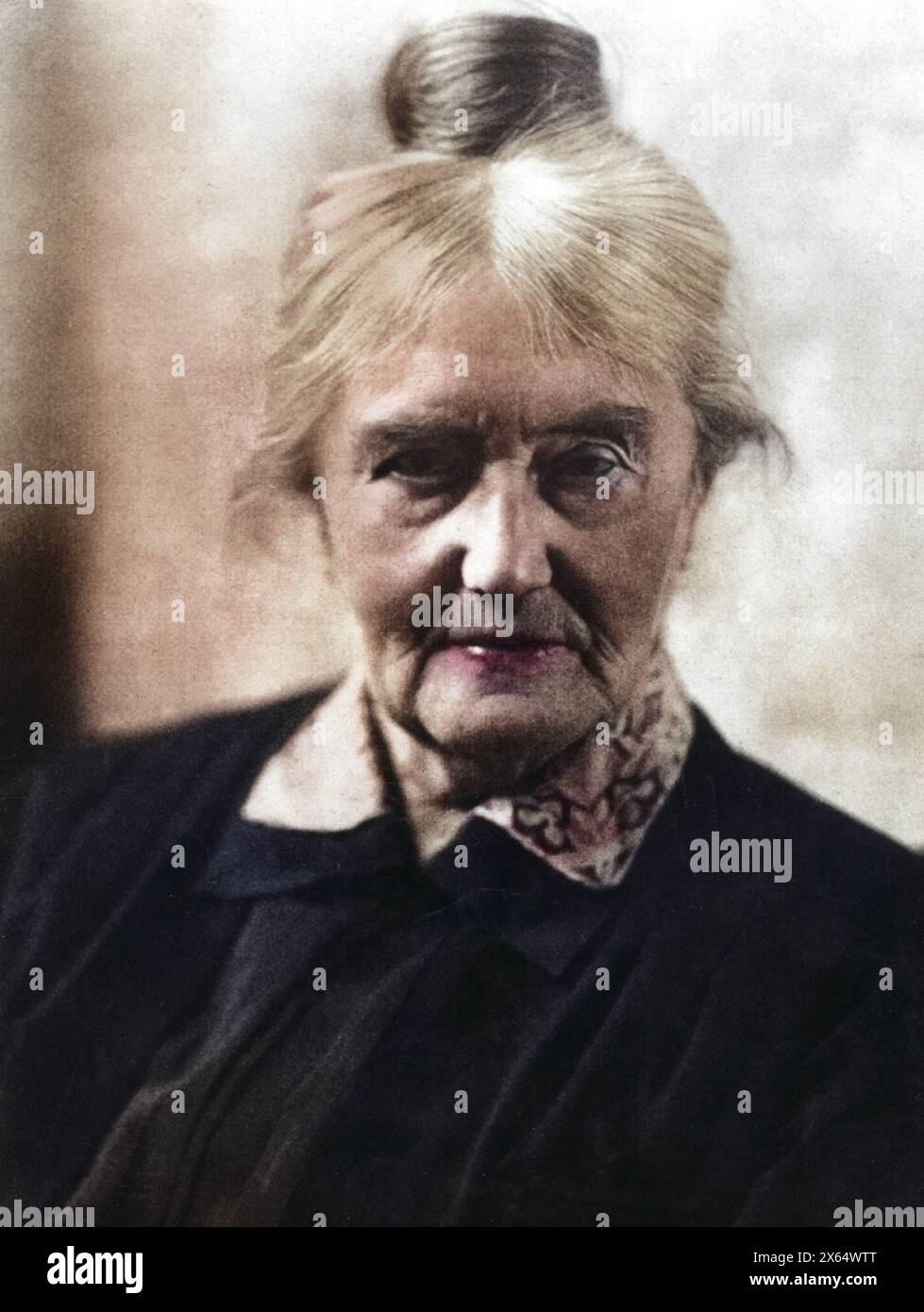 Helena women hi-res stock photography and images - Alamy