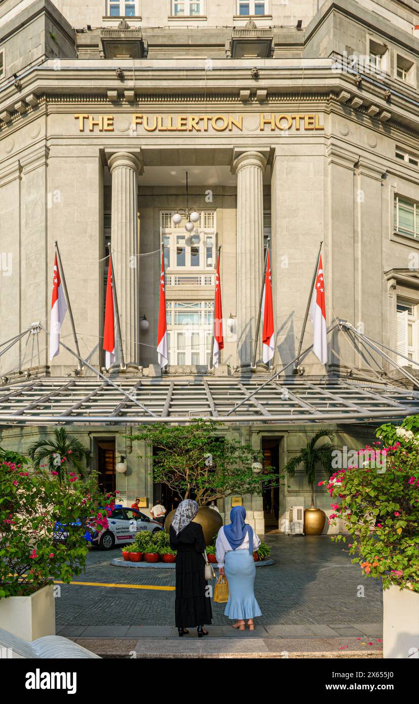 Facade historic luxury hotel hi-res stock photography and images - Alamy