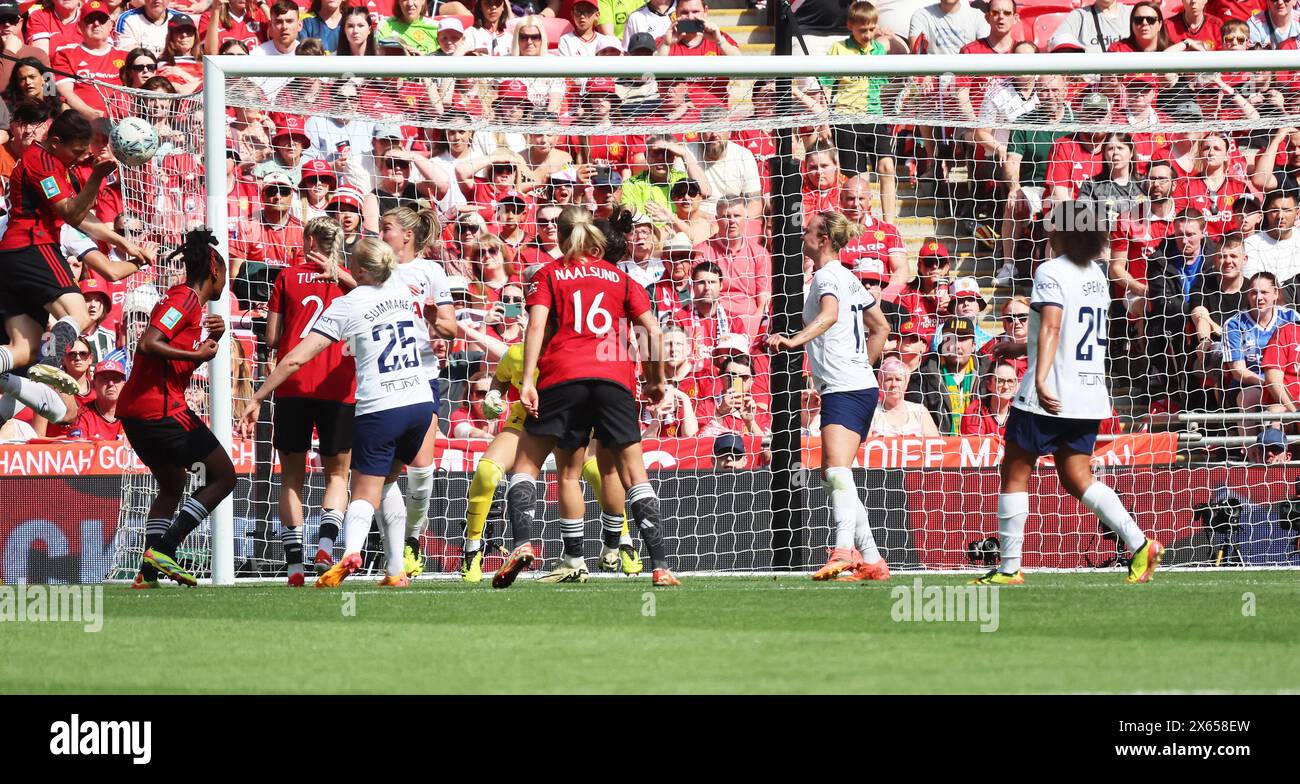 LONDON, ENGLAND - Rachel Williams of Manchester United Womenscores ...