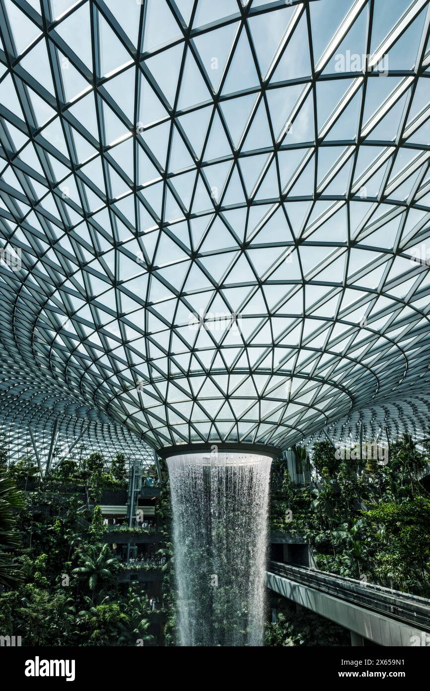 The Rain Vortex, indoor waterfall, Jewel Changi airport, Singapore ...