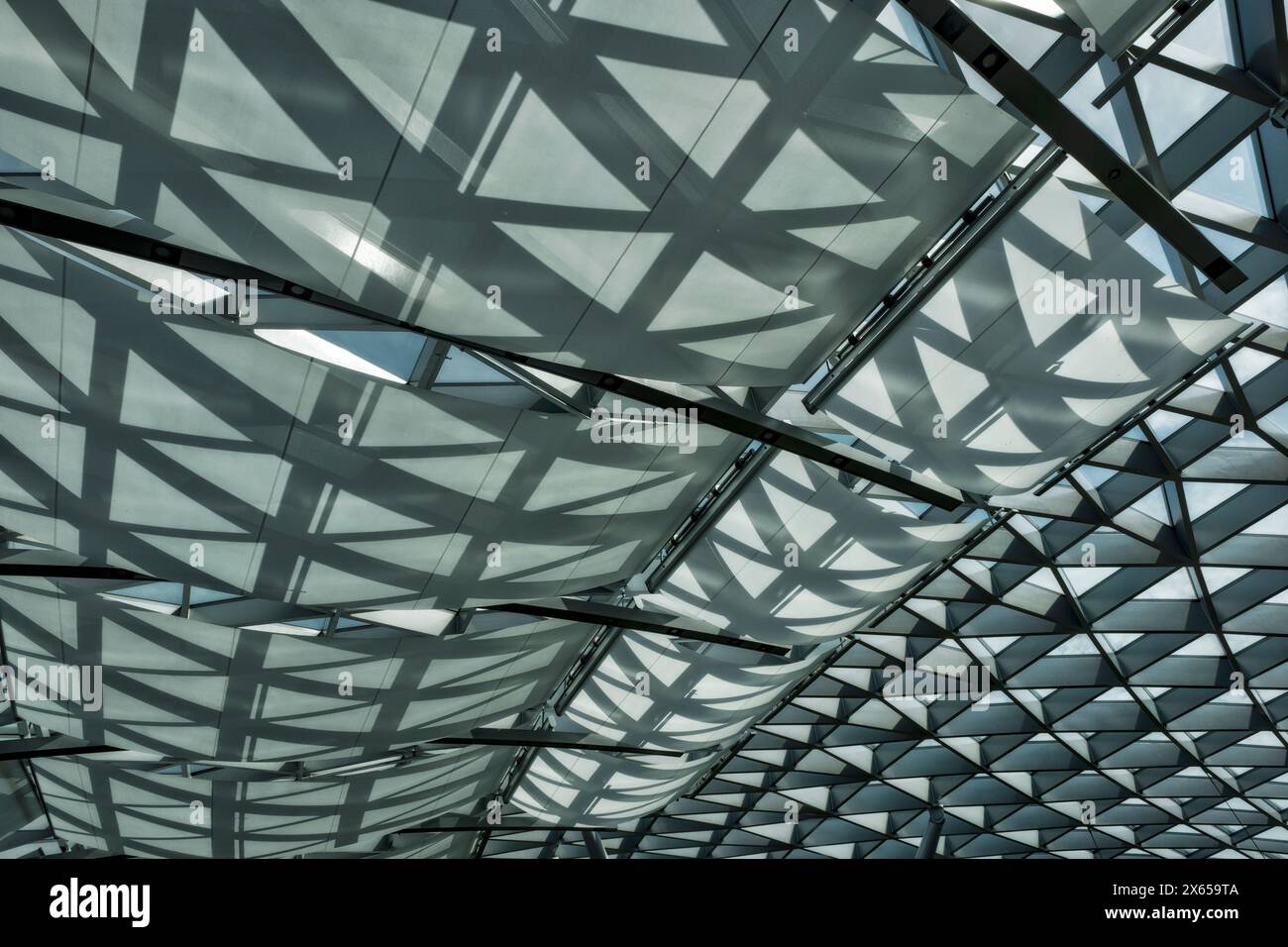 The Rain Vortex, indoor waterfall, Jewel Changi airport, Singapore ...