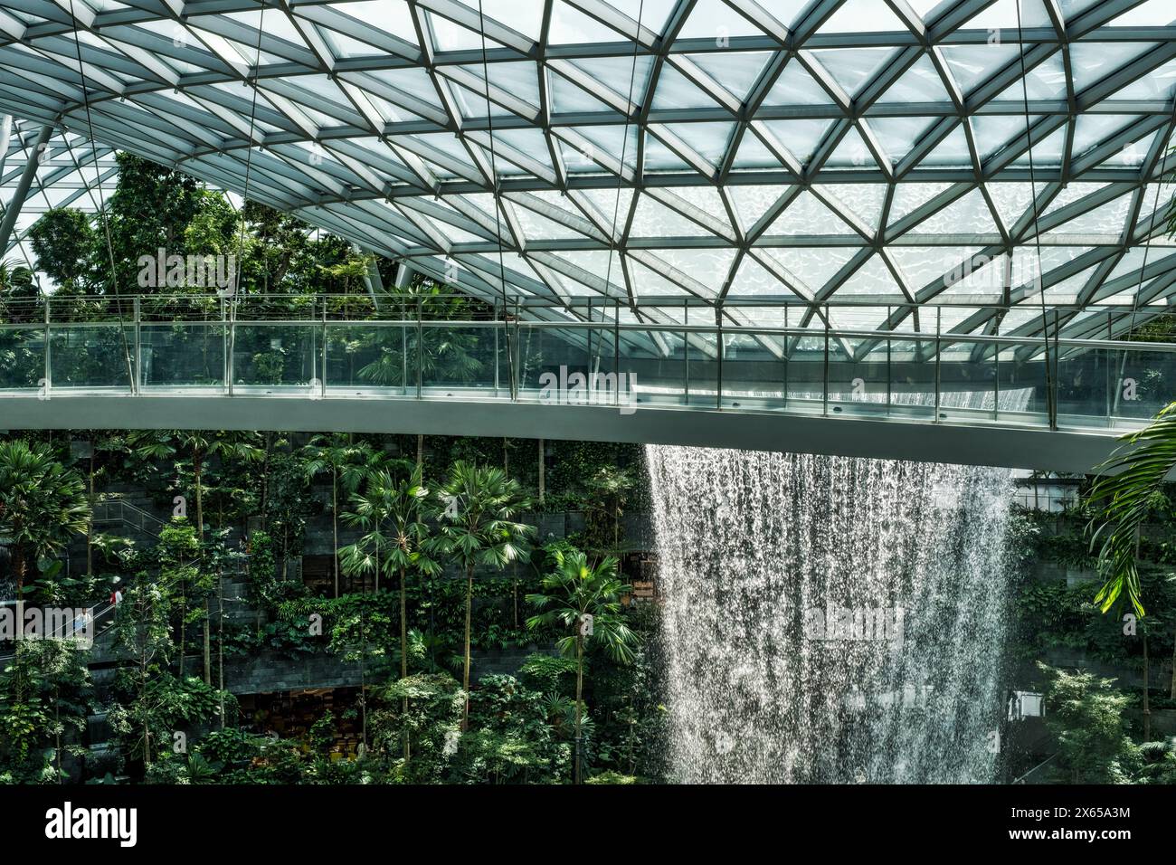 The Rain Vortex, indoor waterfall, Jewel Changi airport, Singapore ...