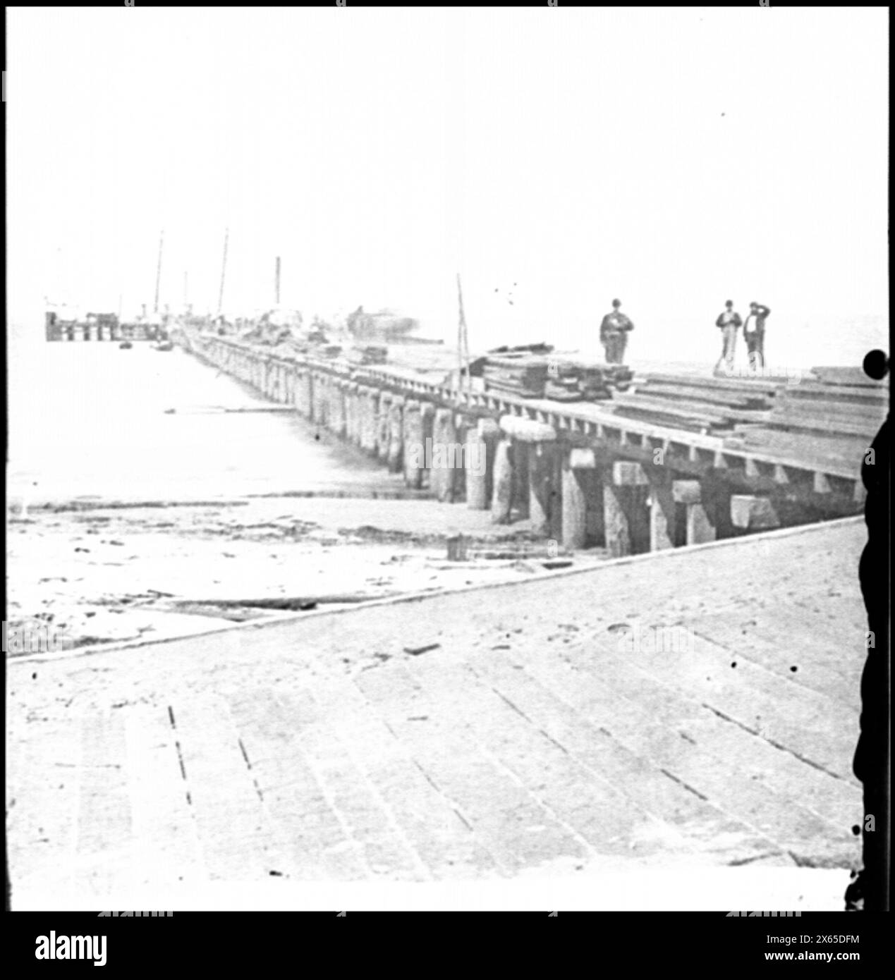 Hilton Head, S.C. Dock built by Federal troops, Civil War Photographs ...