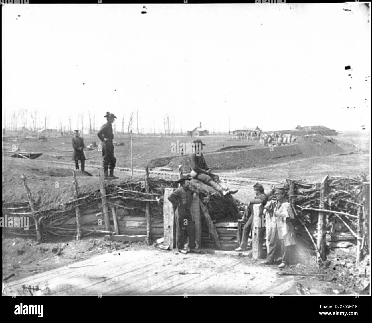 Manassas, Va. Confederate fortifications, with Federal soldiers, Civil ...