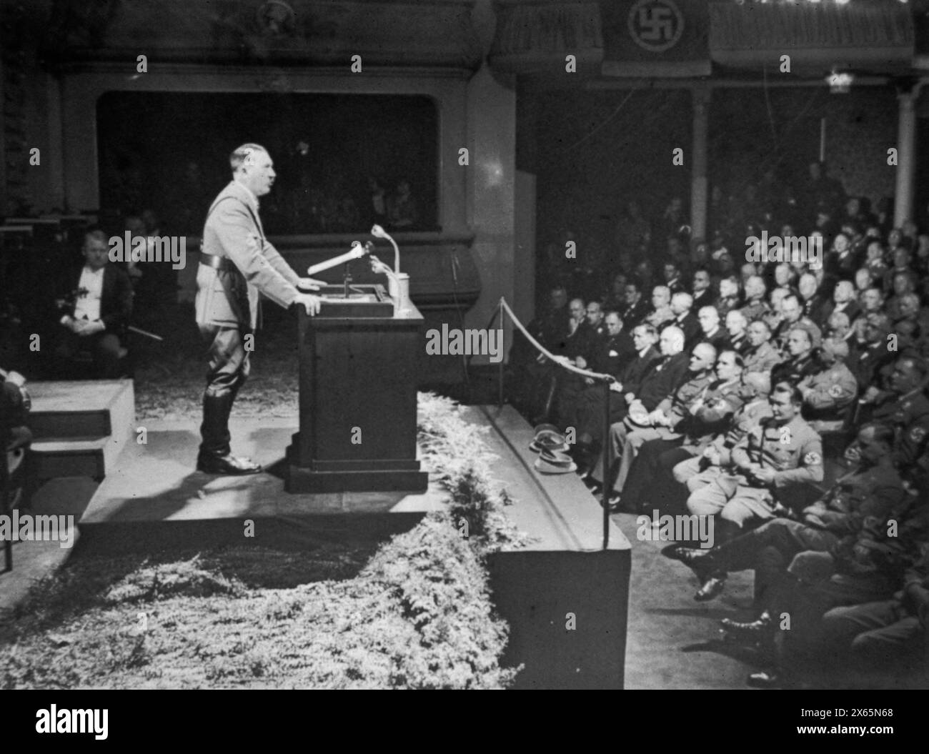 German dictator Adolph Hitler speaks at Nuremberg Nazi Party congress ...