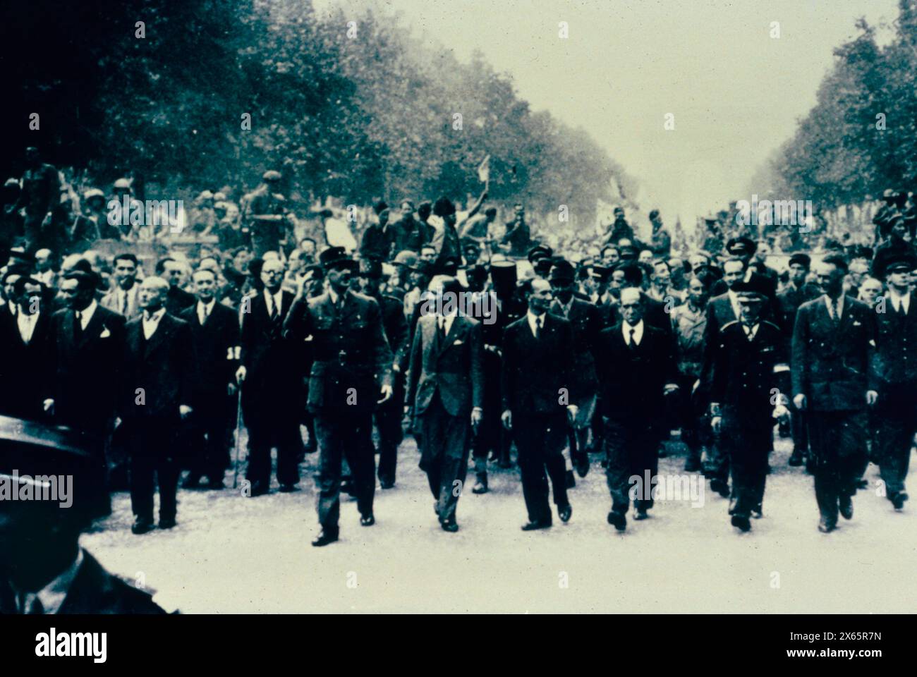 French General Charles de Gaulle and leaders of the Resistance parading ...