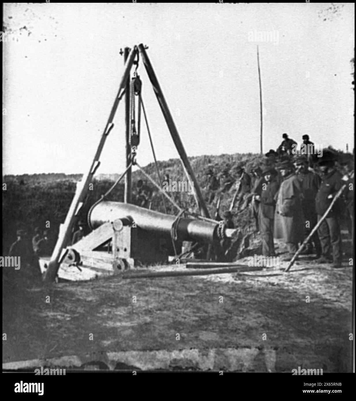 Savannah, Ga., vicinity. Army engineers removing 8-inch Columbiad gun ...