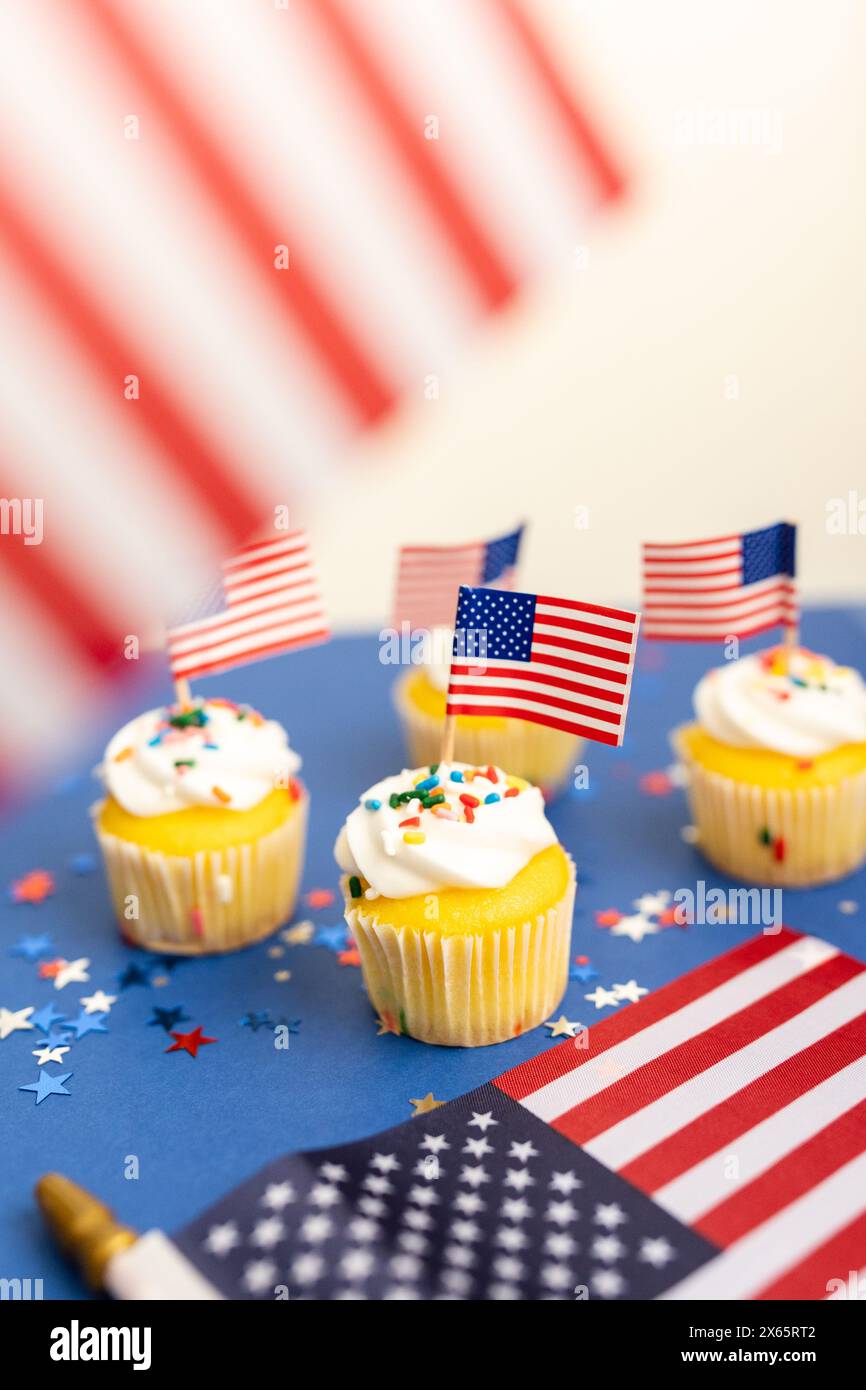 Patriotic cupcakes decorated with American flags and sprinkles Stock ...