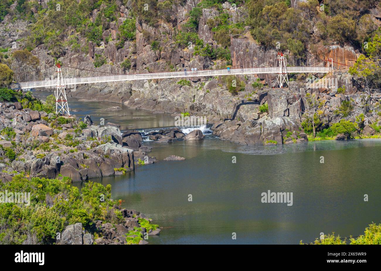 Cataract Gorge and the Alexandra Suspension Bridge in Launceston ...