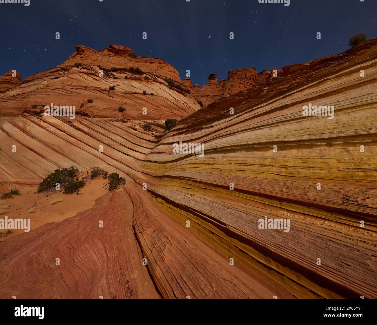 Layered rocks create wonderful formations in the Arizona desert Stock ...