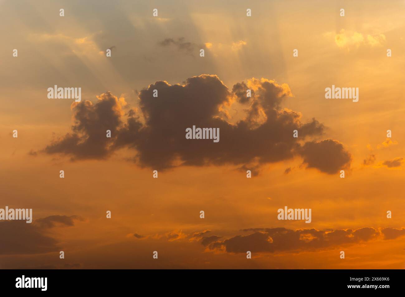Orange atmosphere hi-res stock photography and images - Alamy