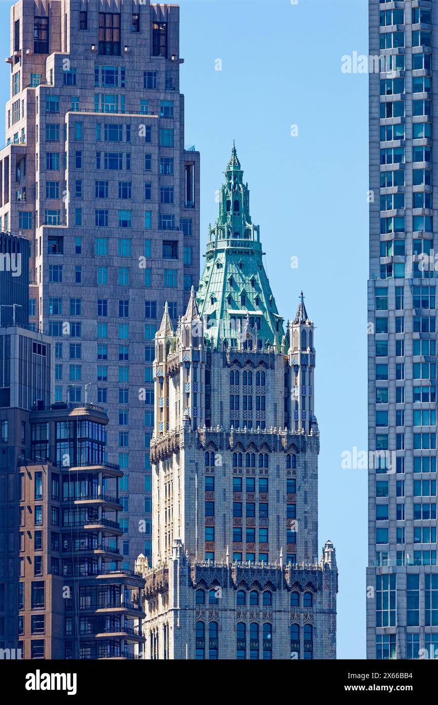 Woolworth Building, 233 Broadway, is a landmark office building in NYC ...