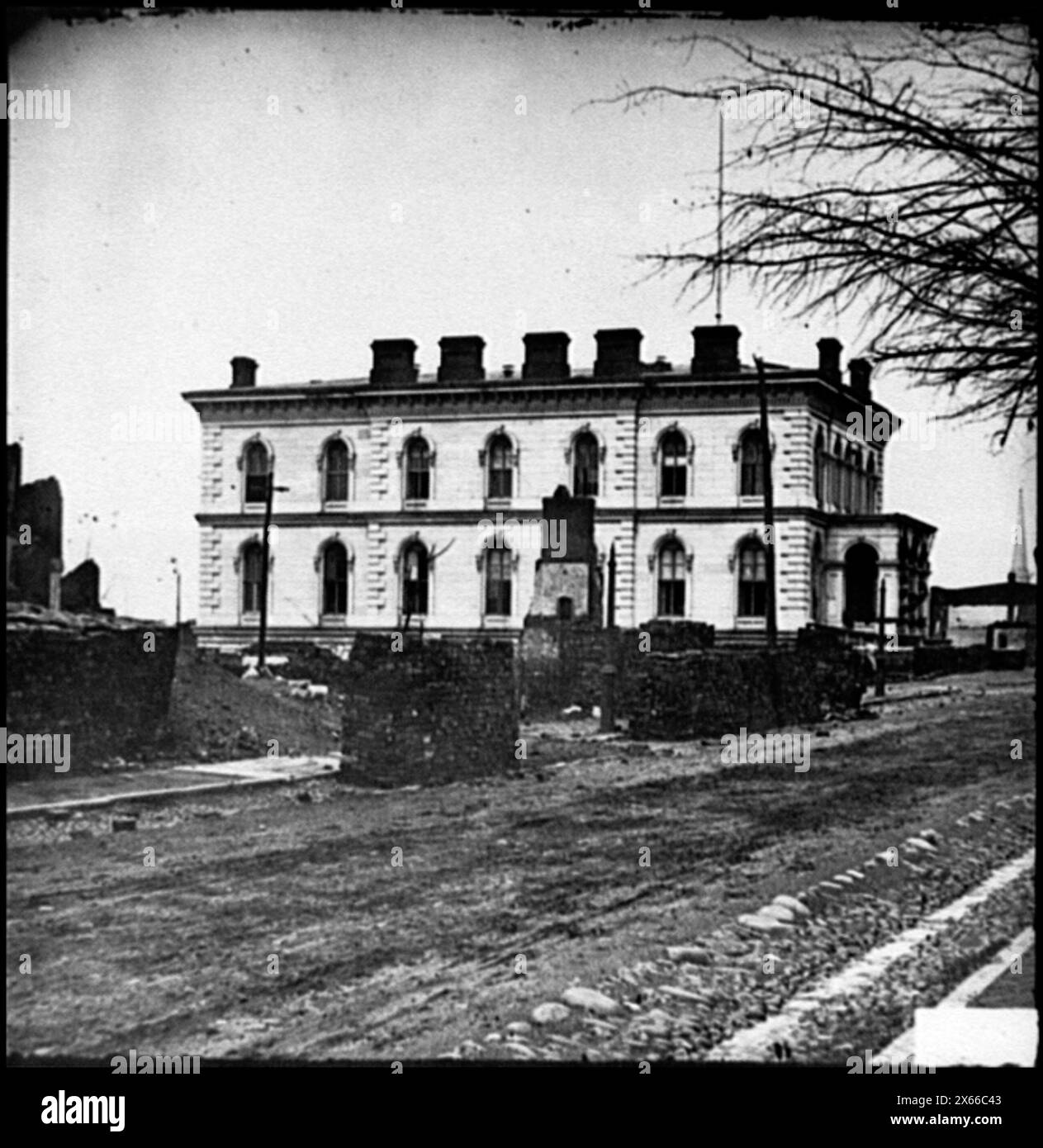 Richmond, Va. Custom House, standing among the ruins, Civil War ...