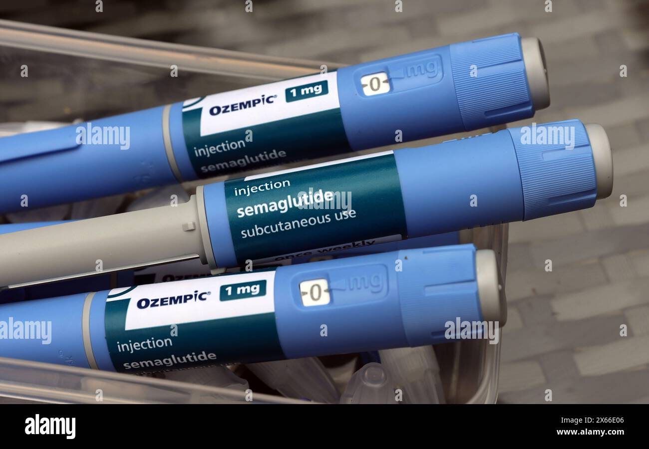 Pic shows: Ozempic injection, Semaglutide pen. pic posed by model Pic ...