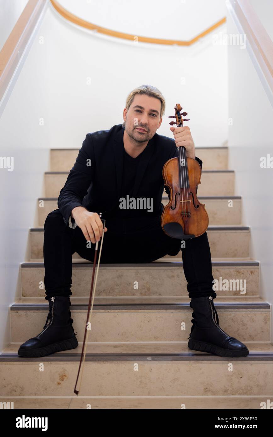 13 May 2024, North Rhine-Westphalia, Kšln: Violinist David Garrett sits ...