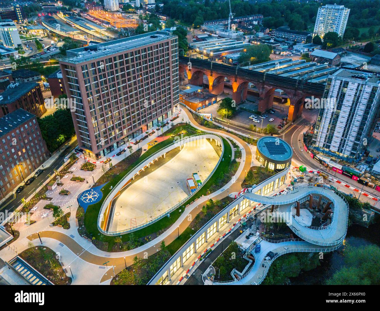 Stockport bus interchange hi-res stock photography and images - Alamy