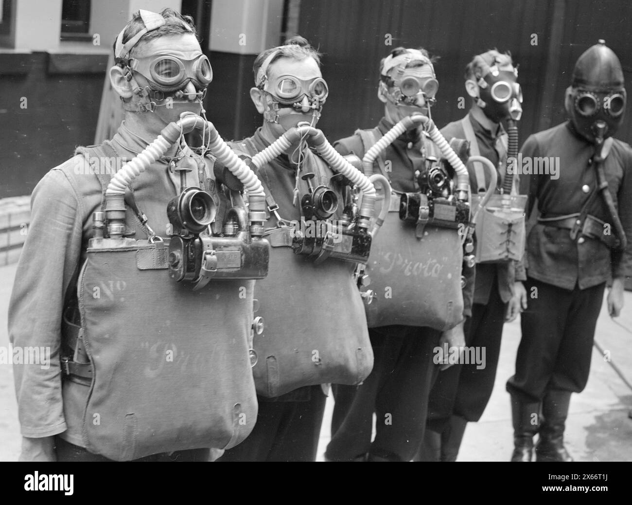 Robert Donaldson - Breathing Apparatus - 1941 Stock Photo - Alamy