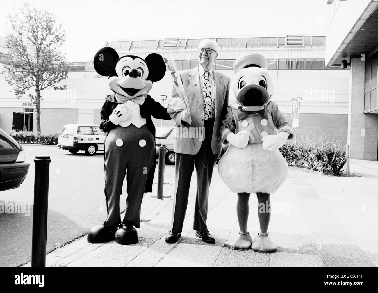 Walt disney portrait mickey hi-res stock photography and images - Alamy