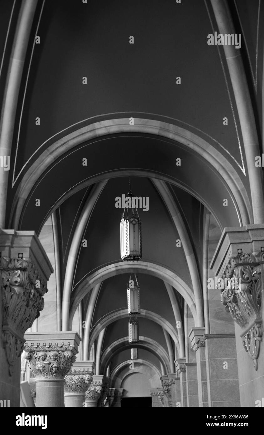 Arched house Black and White Stock Photos & Images - Alamy