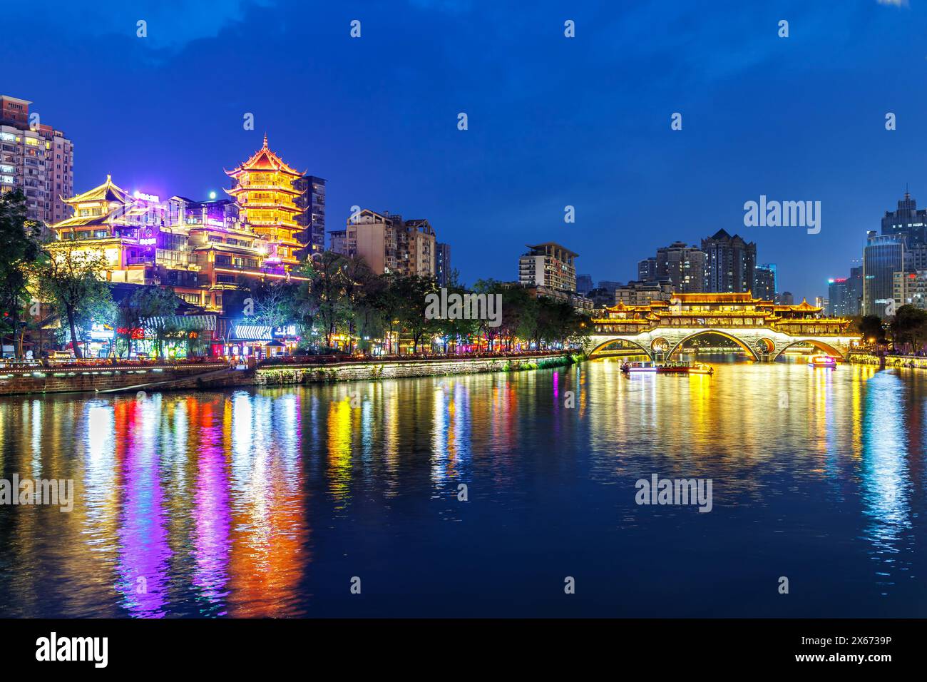 Chengdu Anshun Bridge over Jin River with Pagoda at twilight night in ...