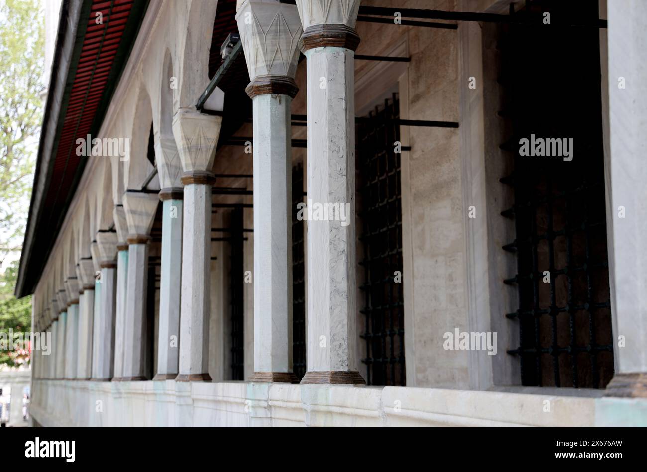 Facade blue mosque sultanahmet istanbul hi-res stock photography and ...
