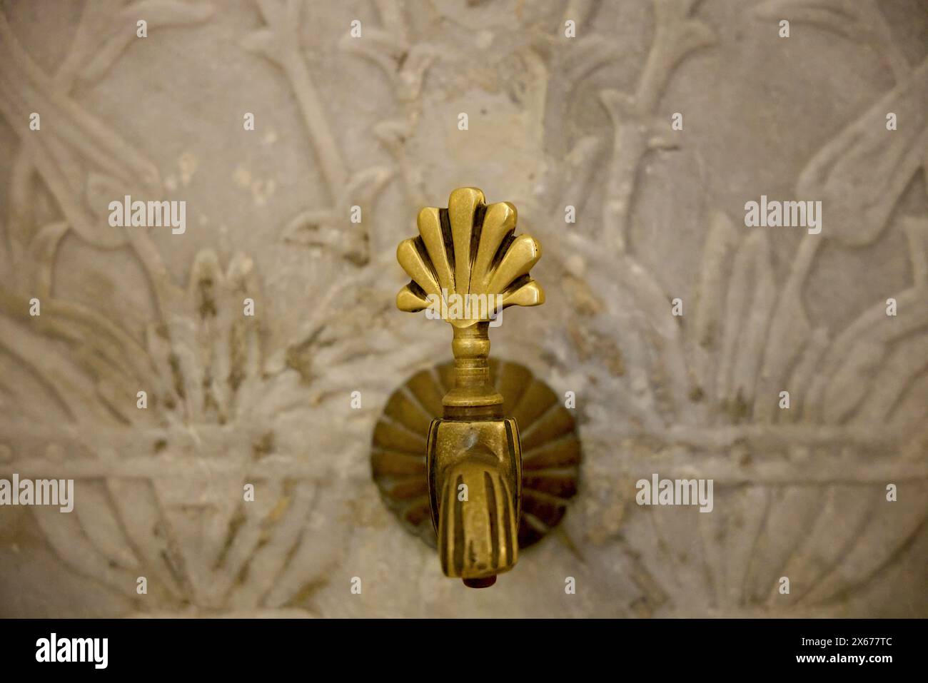 Fountain for ritual ablution of the Blue Mosque in Istanbul Stock Photo ...