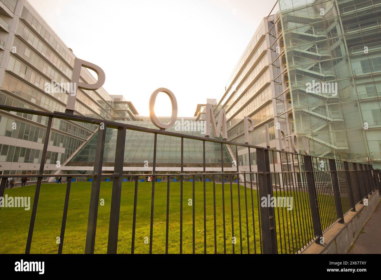 GEORGES POMPIDOU EUROPEAN HOSPITAL PARIS Stock Photo - Alamy