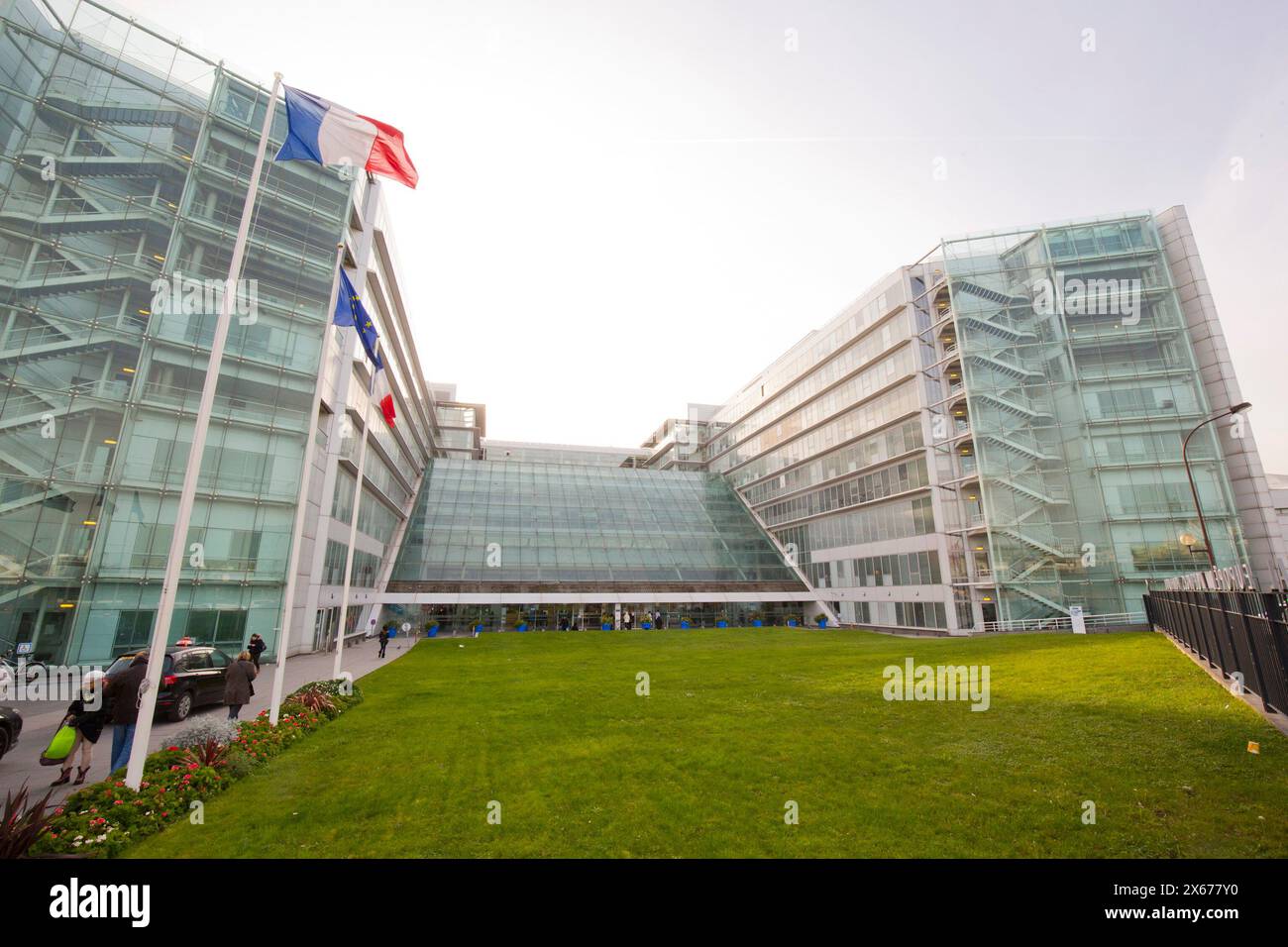 GEORGES POMPIDOU EUROPEAN HOSPITAL PARIS Stock Photo - Alamy