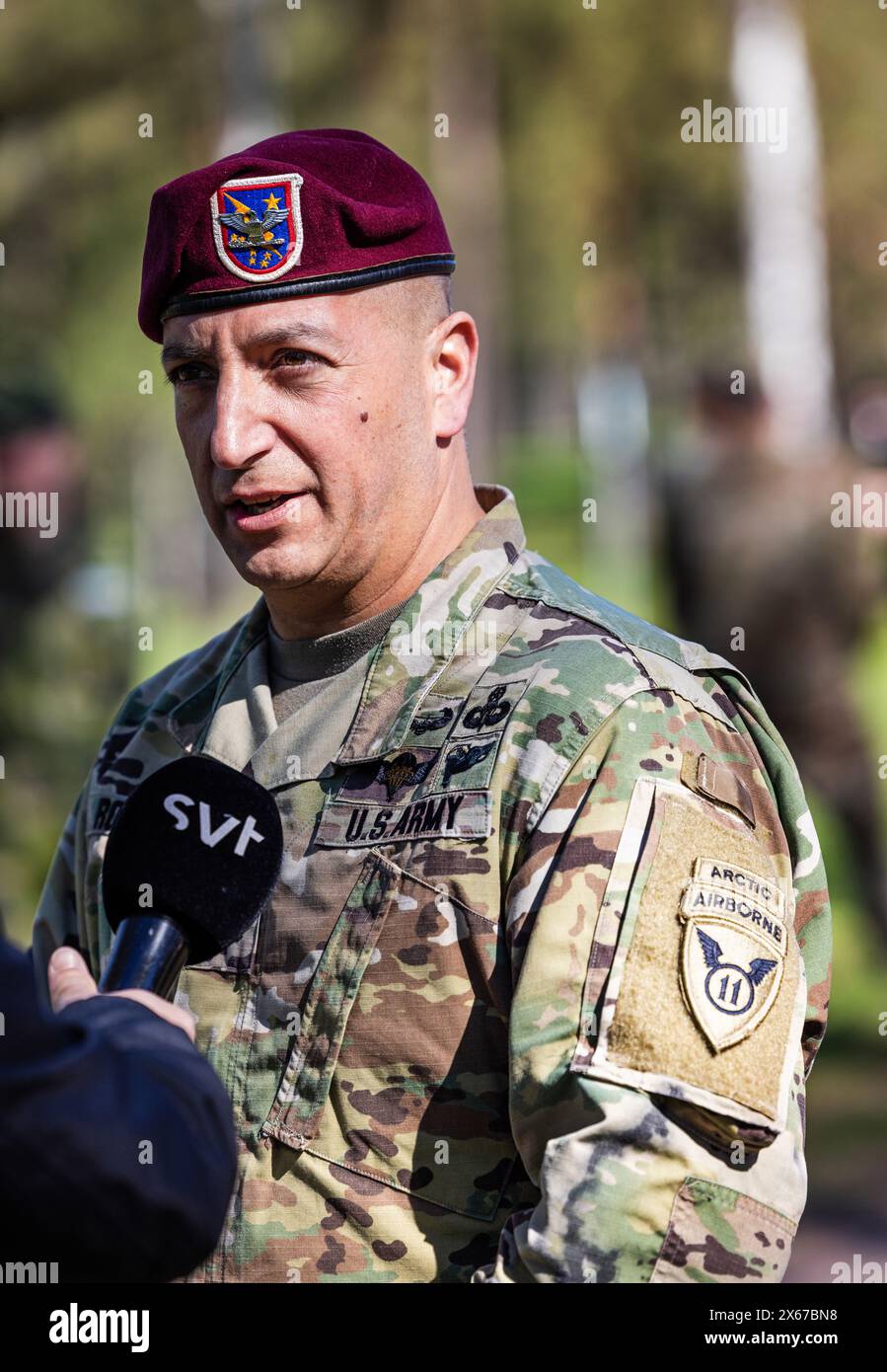 Colonel John Rotante, 11th Airborne Division Commander, from the US ...