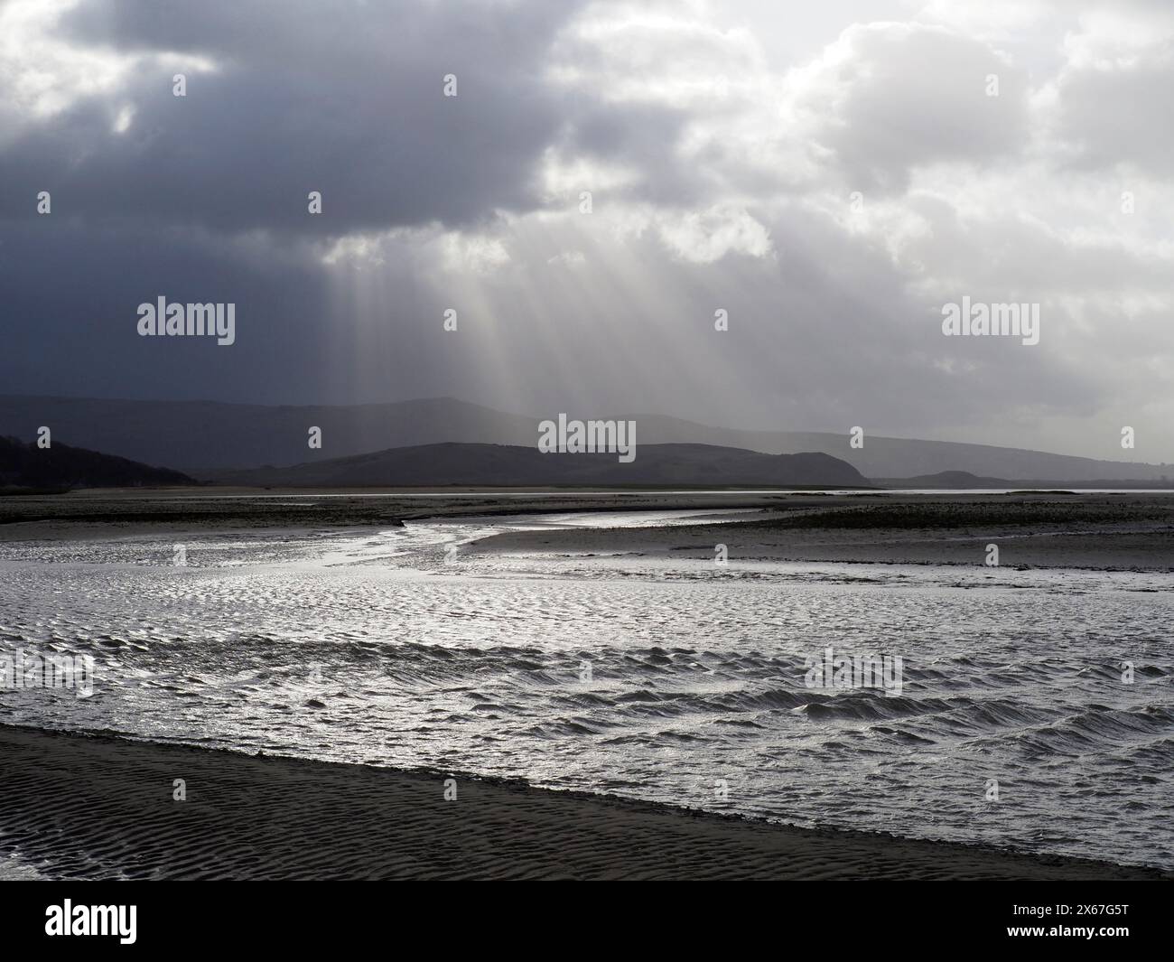 Glaslyn estuary winter hi-res stock photography and images - Alamy