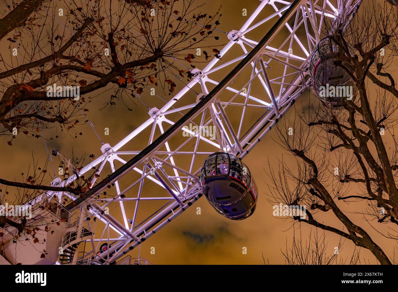 London Eye (close up) - London, England Stock Photo - Alamy