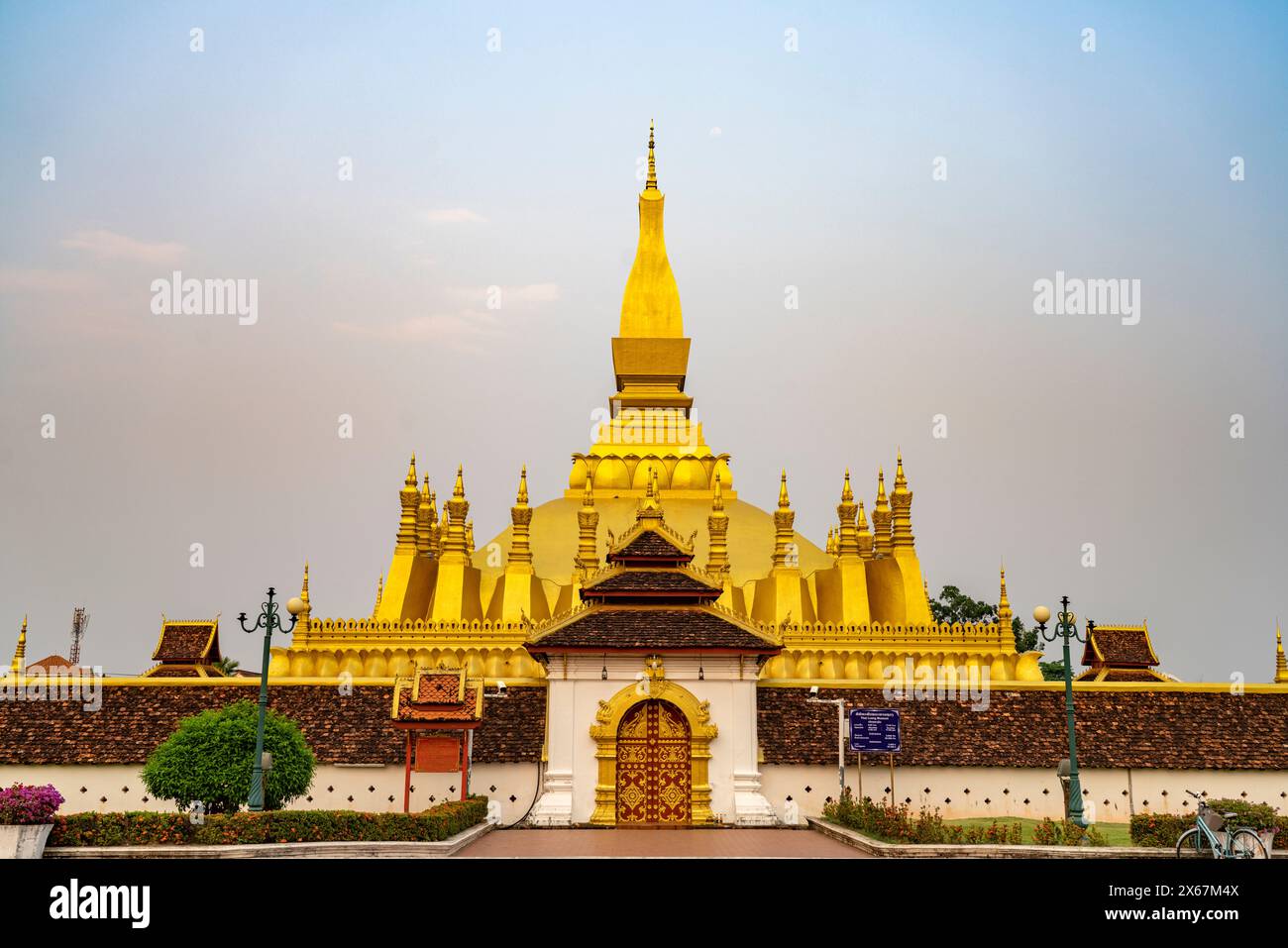 Pha That Luang n The national symbol of Laos in the capital Vientiane ...