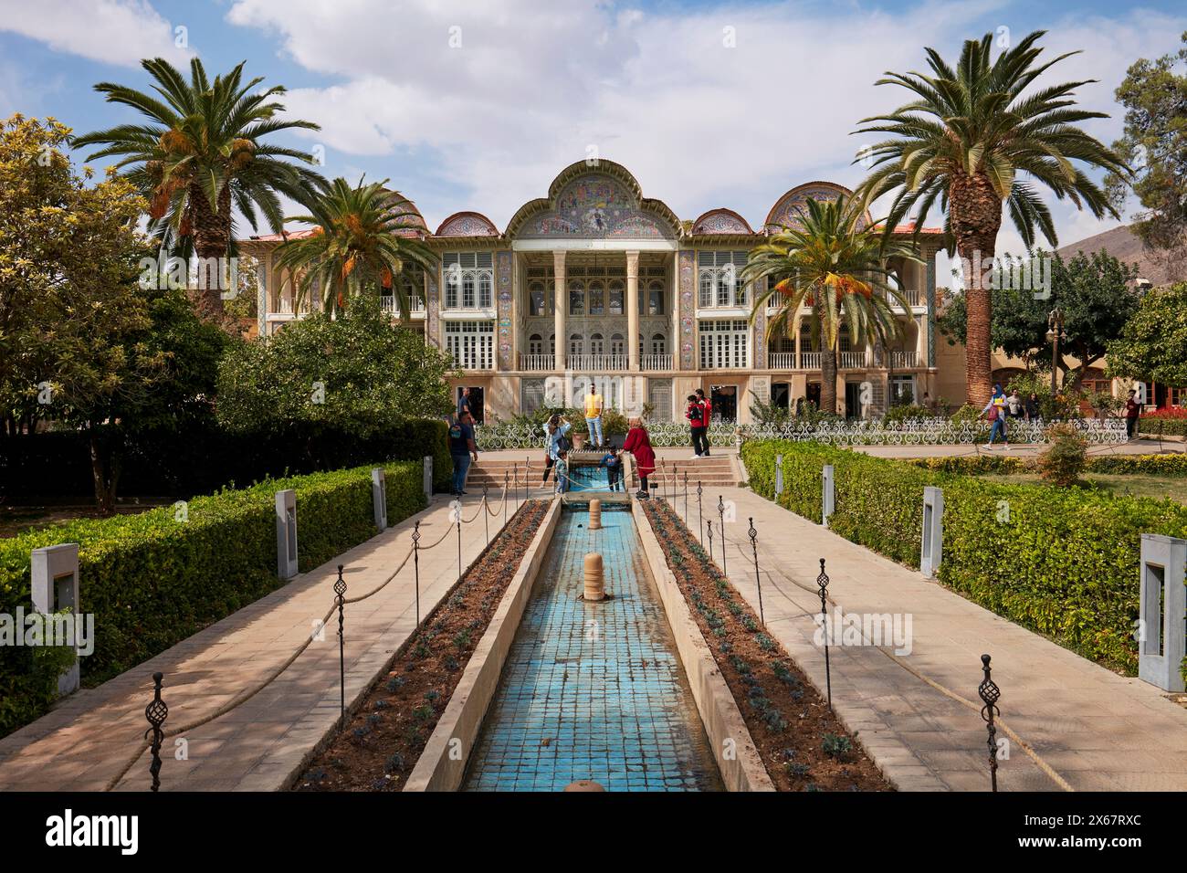 Ornate 19th century pavilion in the Eram Garden (Bagh-e Eram), UNESCO ...