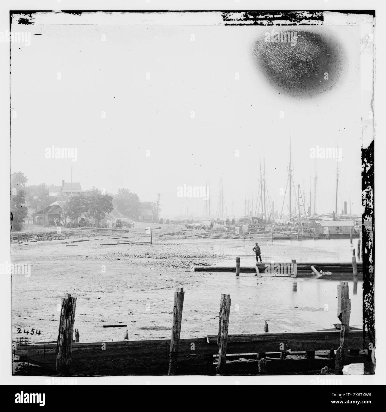 City Point, Virginia. Distance view of wharf and transports, Civil War ...