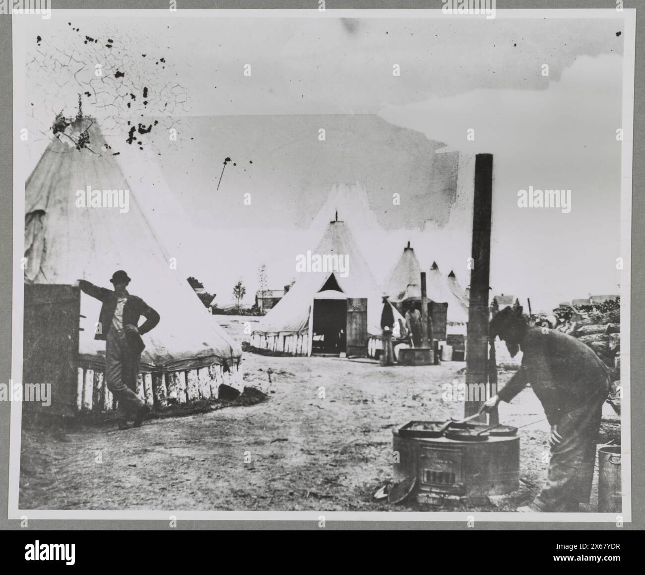Cooking in camp, Civil War Photographs 1861-1865 Stock Photo - Alamy