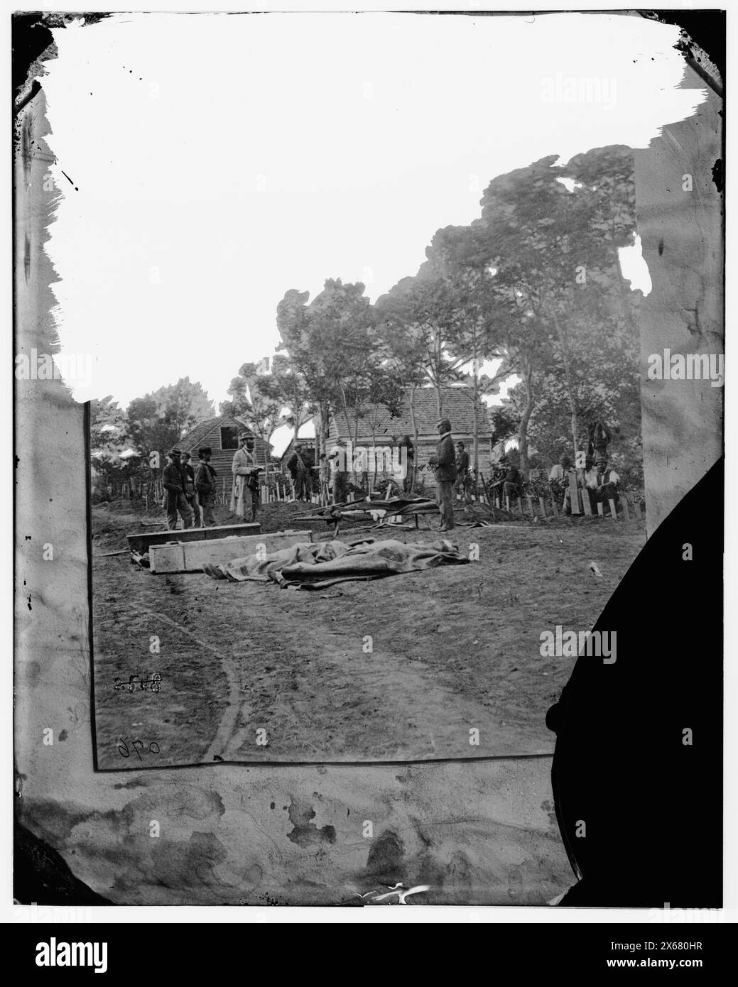 Fredericksburg, Virginia. Burial of Federal dead, Civil War Photographs ...