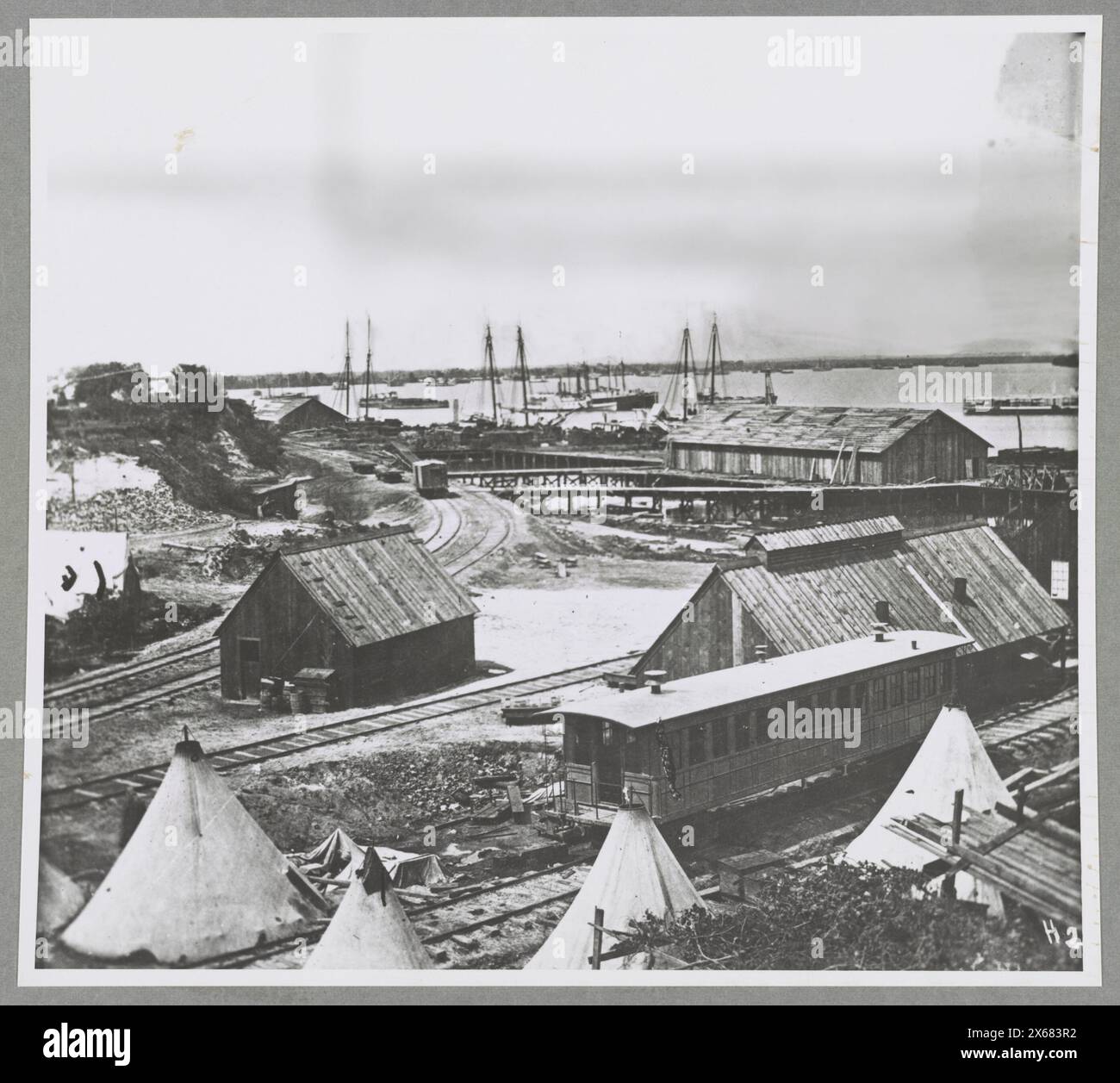 Wharves at City Point, Va., Lincoln's car in foreground, Civil War ...